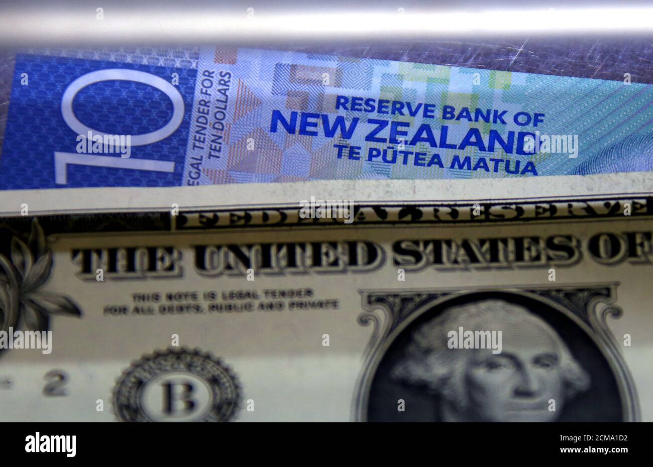 New Zealand Ten 10 Dollar High Resolution Stock Photography and Images ...