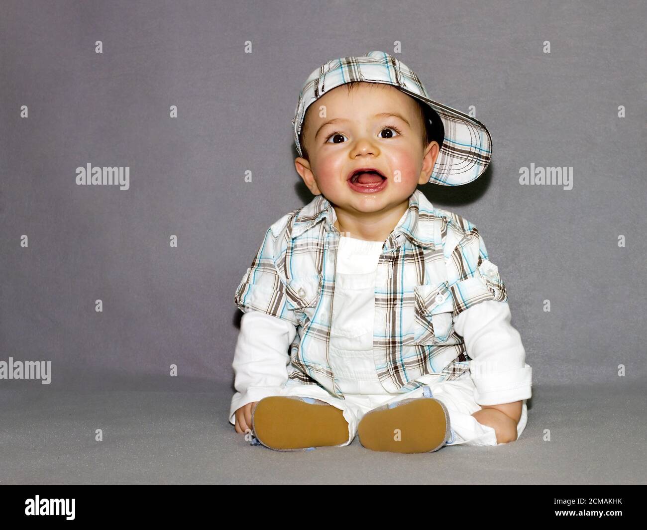 Happy kidsboy hi-res stock photography and images - Alamy