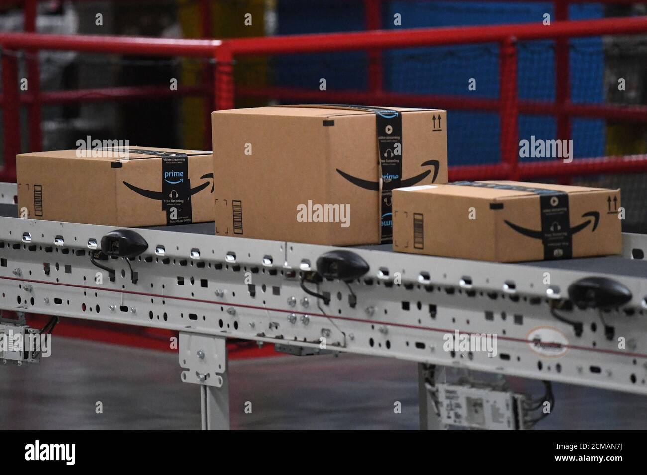 Labeled boxes hi-res stock photography and images - Alamy