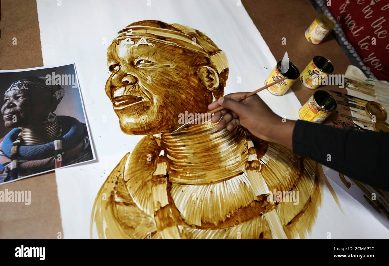 Artist esther mahlangu ndebele hi-res stock photography and images - Alamy