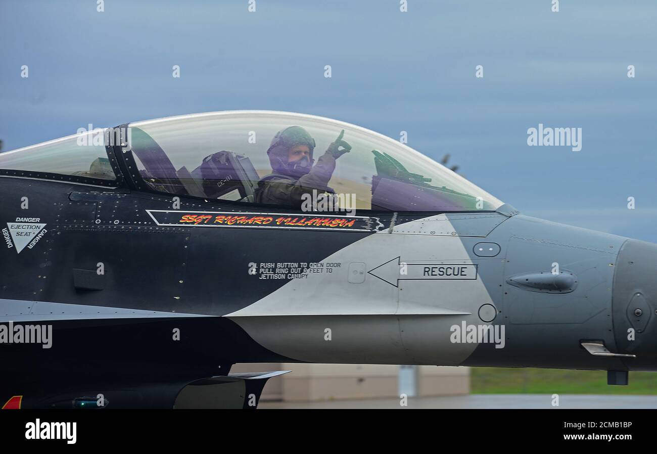 18th Signal High Resolution Stock Photography and Images - Alamy