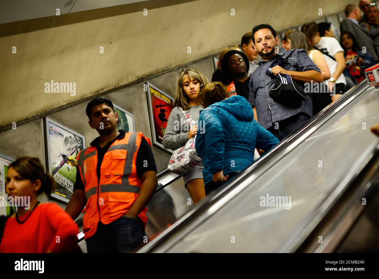 Walk out from escalator hi-res stock photography and images - Alamy