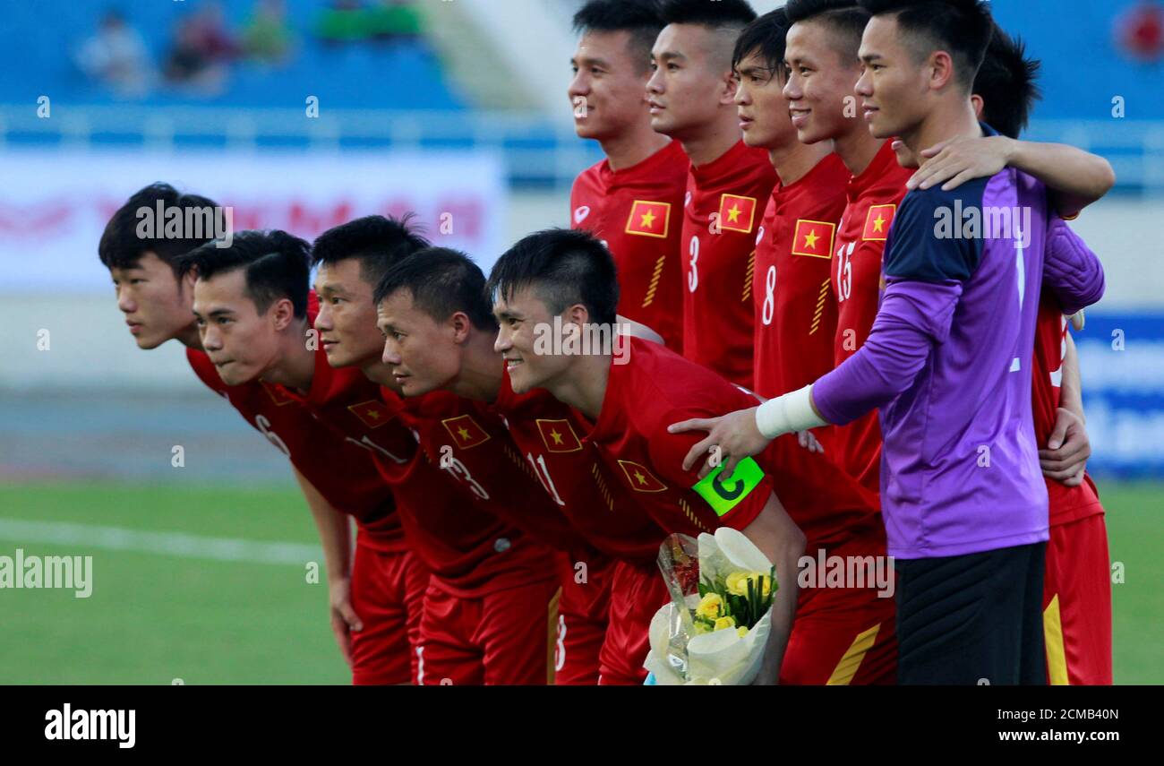 Vietnam team photo soccer hi-res stock photography and images - Alamy