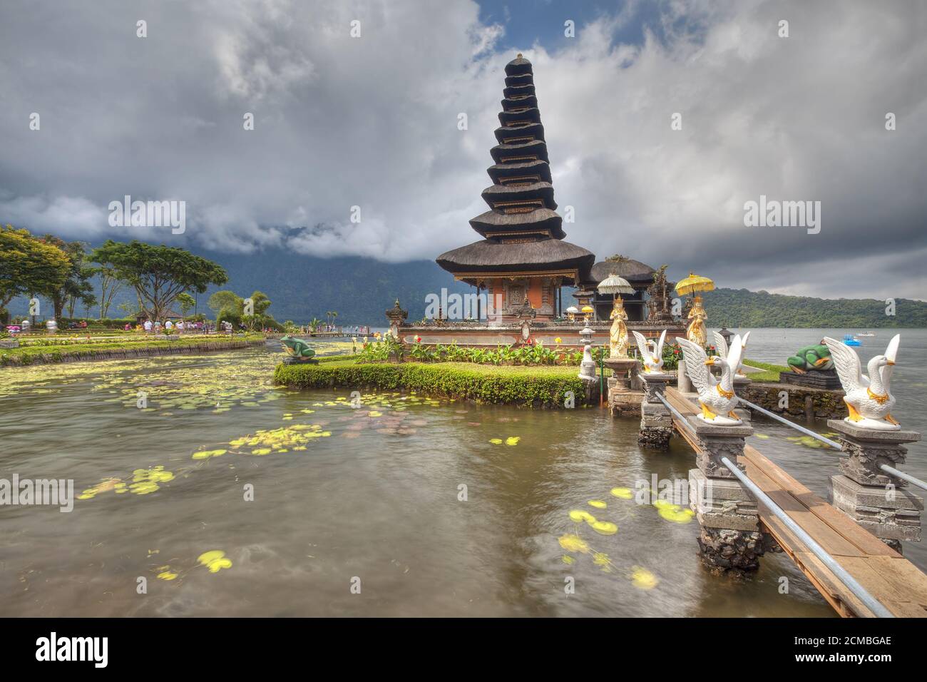 Danu god hi-res stock photography and images - Alamy