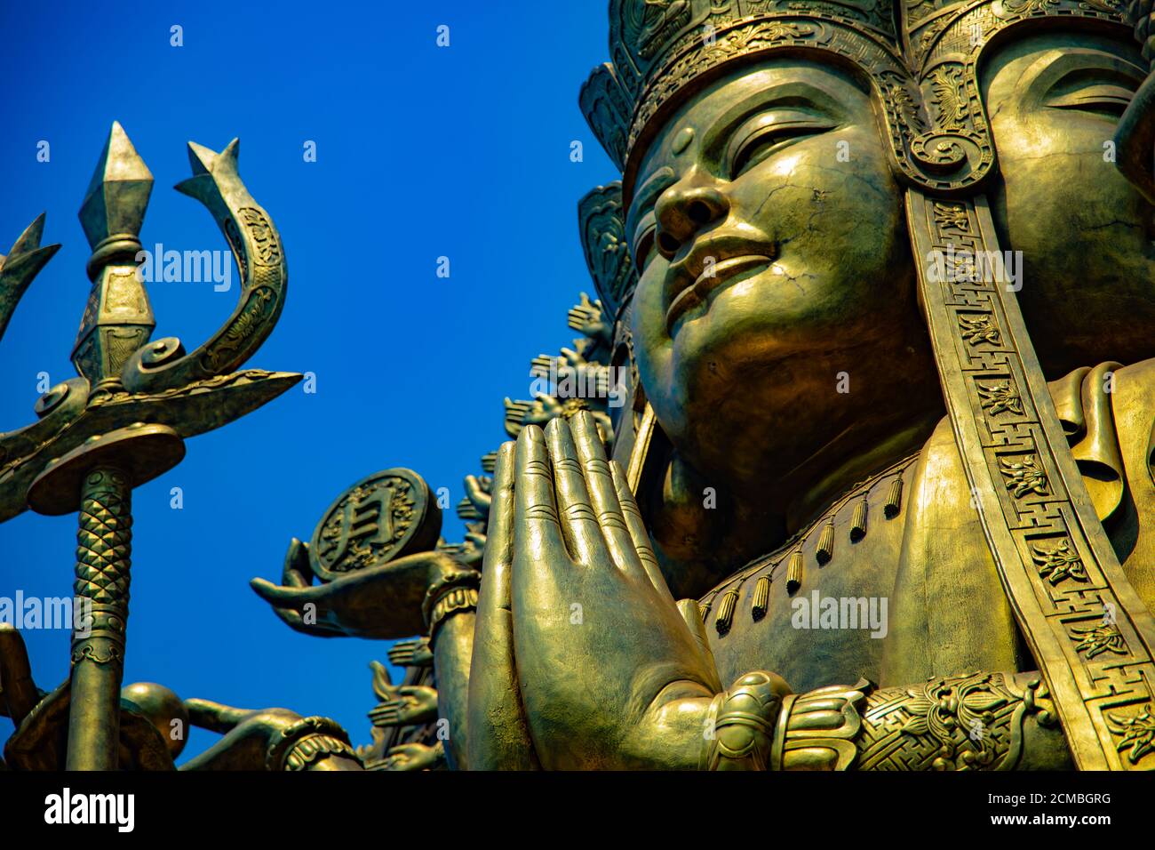 1000 arms hi-res stock photography and images - Alamy