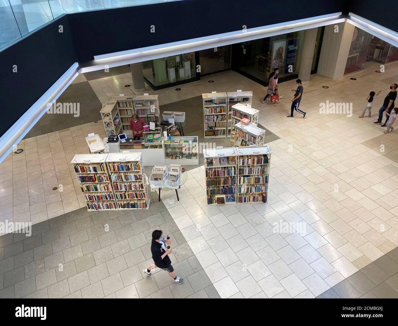 Westfield mall santa anita hi-res stock photography and images - Alamy