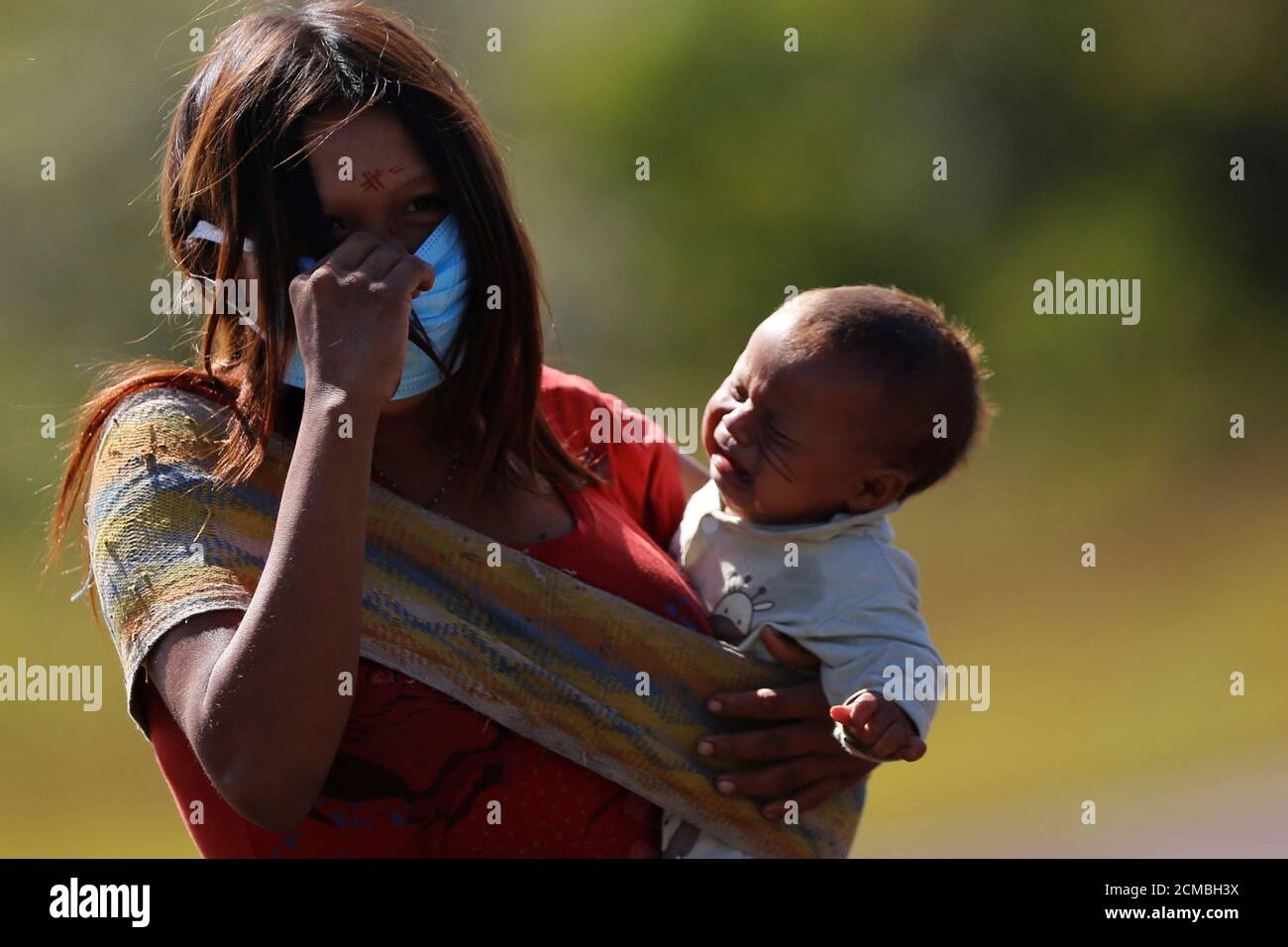 Yanomami child hi-res stock photography and images - Alamy