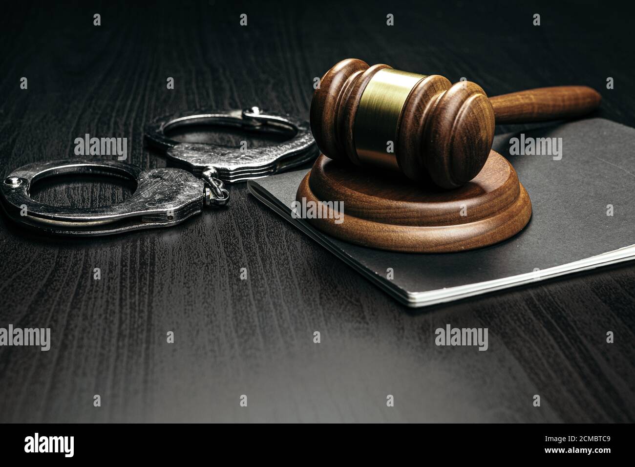 Handcuff training hi-res stock photography and images - Alamy