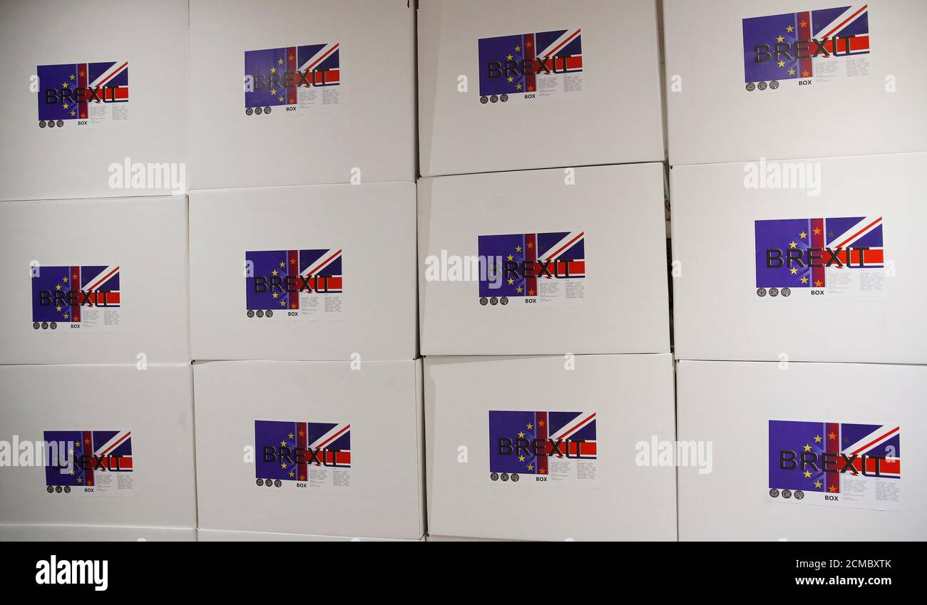 Ration boxes hi-res stock photography and images - Alamy