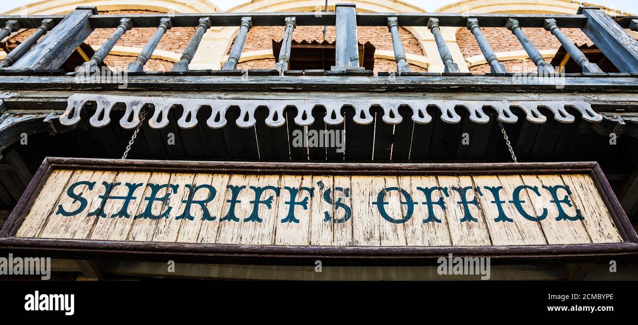 Sheriff office sign hi-res stock photography and images - Alamy