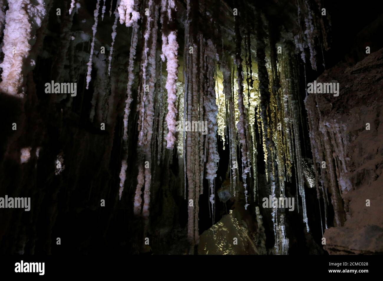 Dead sea salt cave hi-res stock photography and images - Alamy