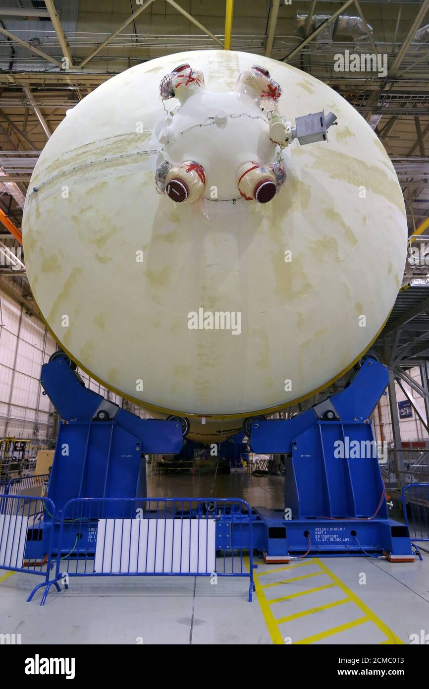 Hydrogen Tank High Resolution Stock Photography and Images - Alamy