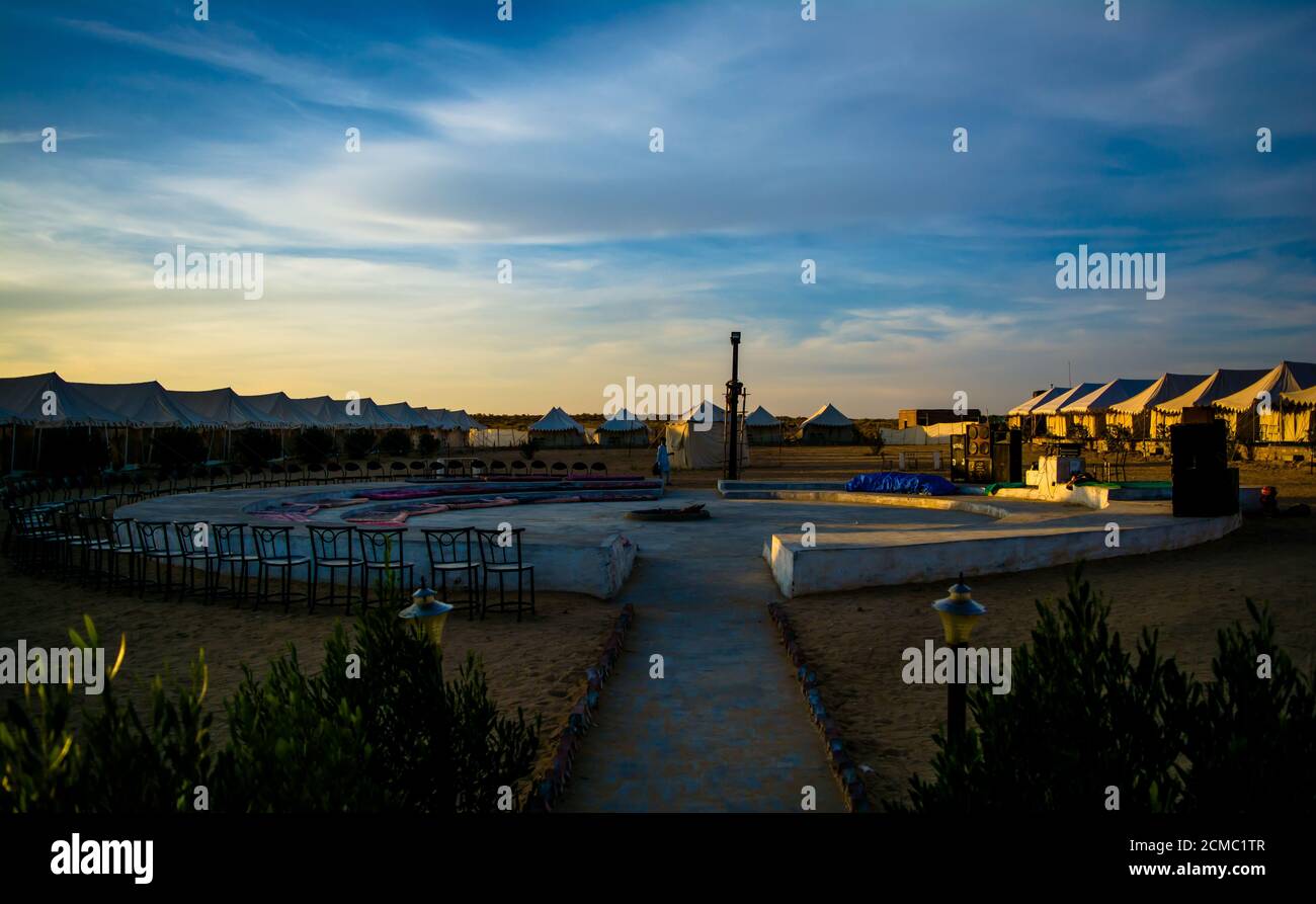 Sam desert tents hi-res stock photography and images - Alamy