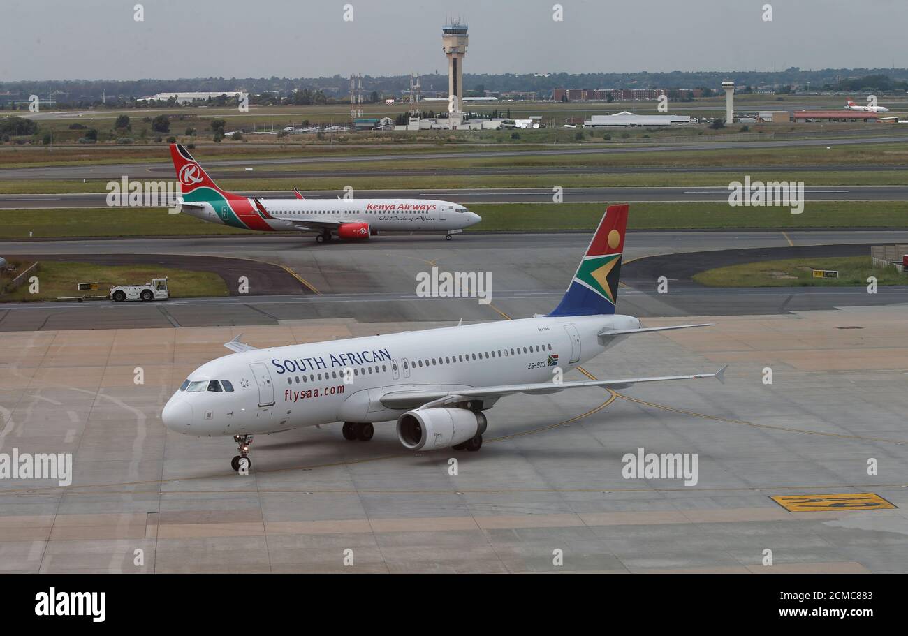 Kenya airways boeing hi-res stock photography and images - Alamy