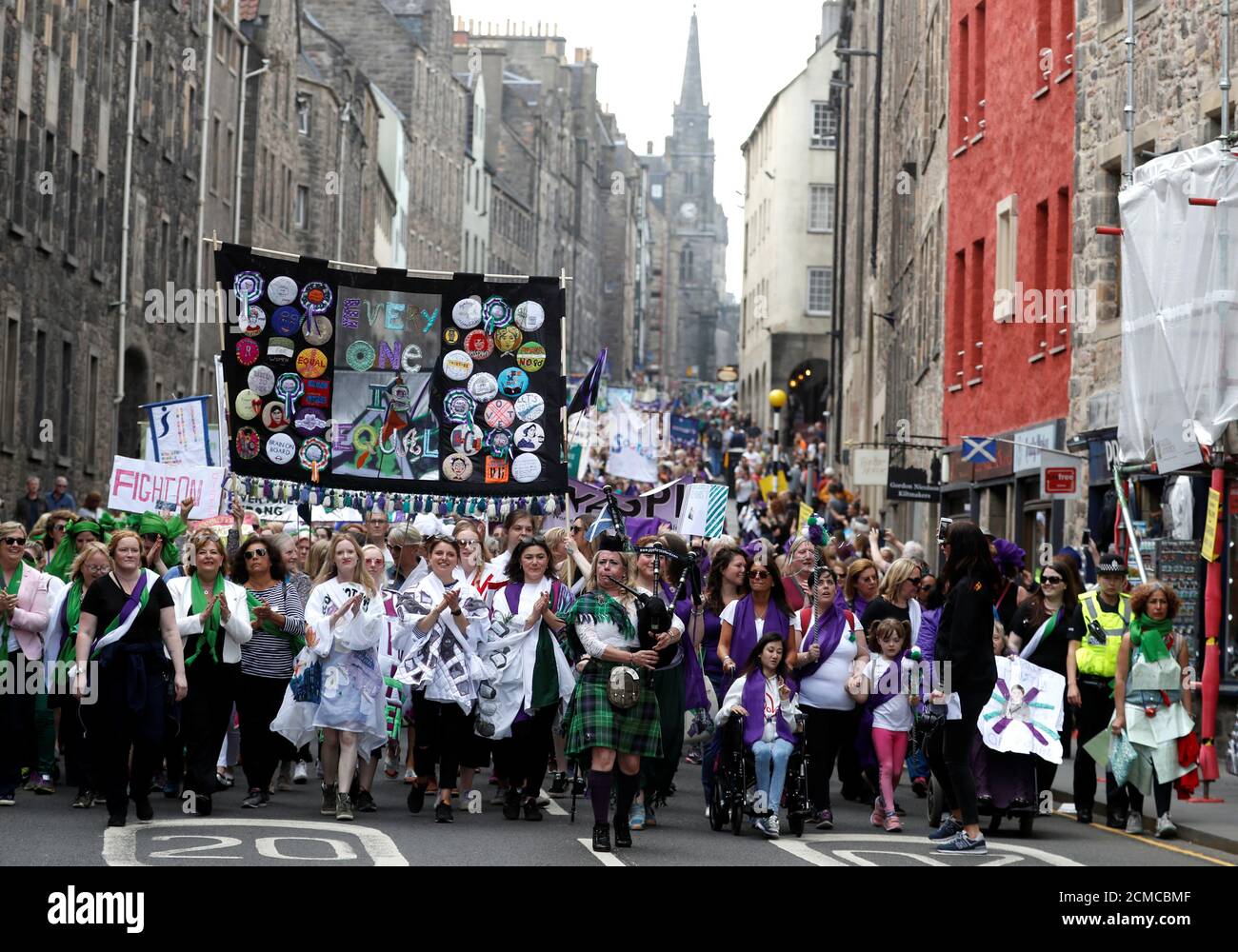 Suffragette colours hi-res stock photography and images - Alamy