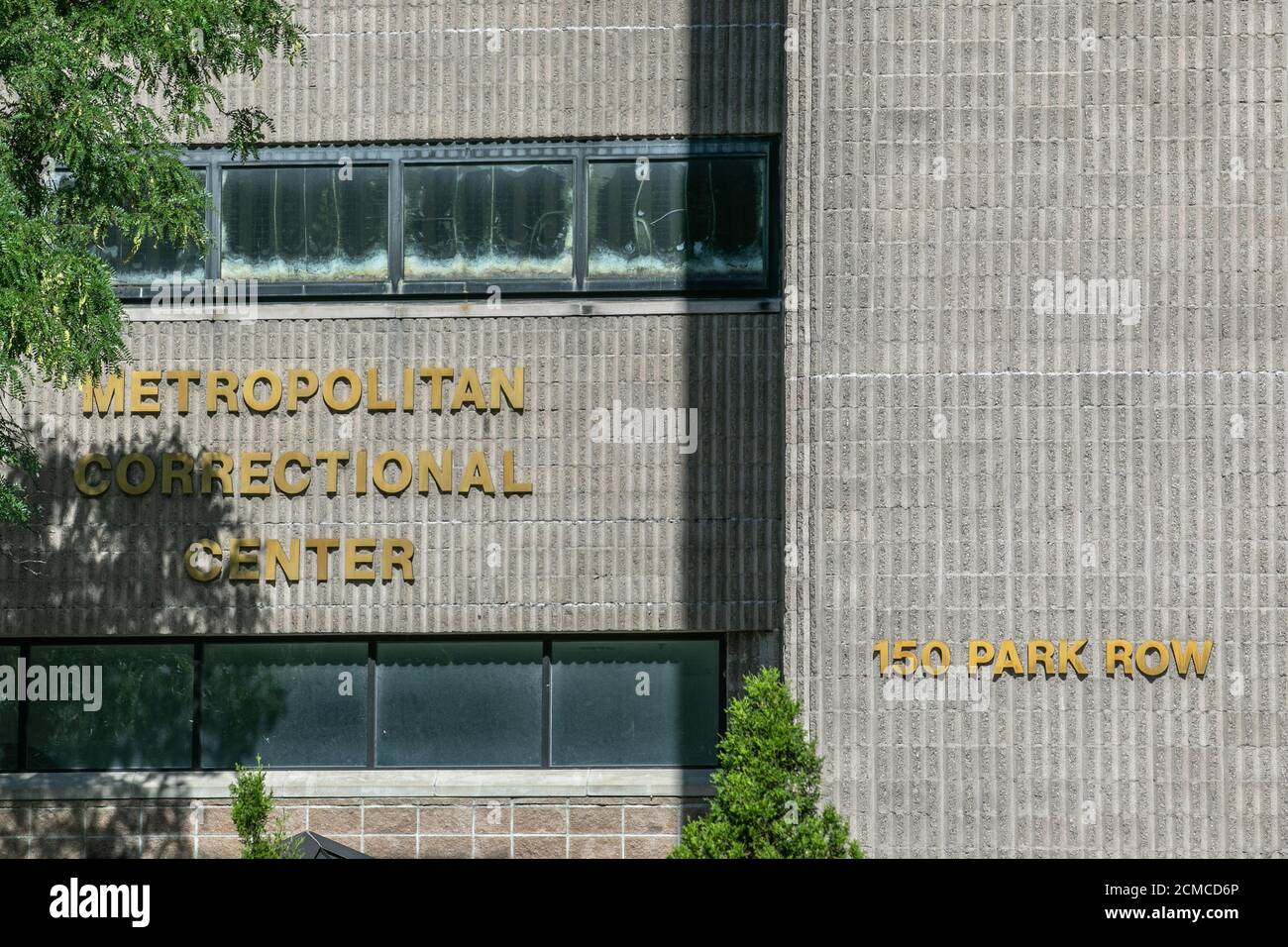 Metropolitan Correctional Center High Resolution Stock Photography and ...