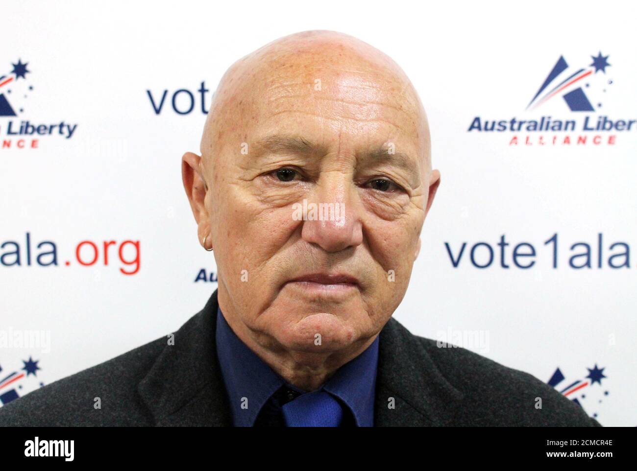 Angry anderson hi-res stock photography and images - Alamy