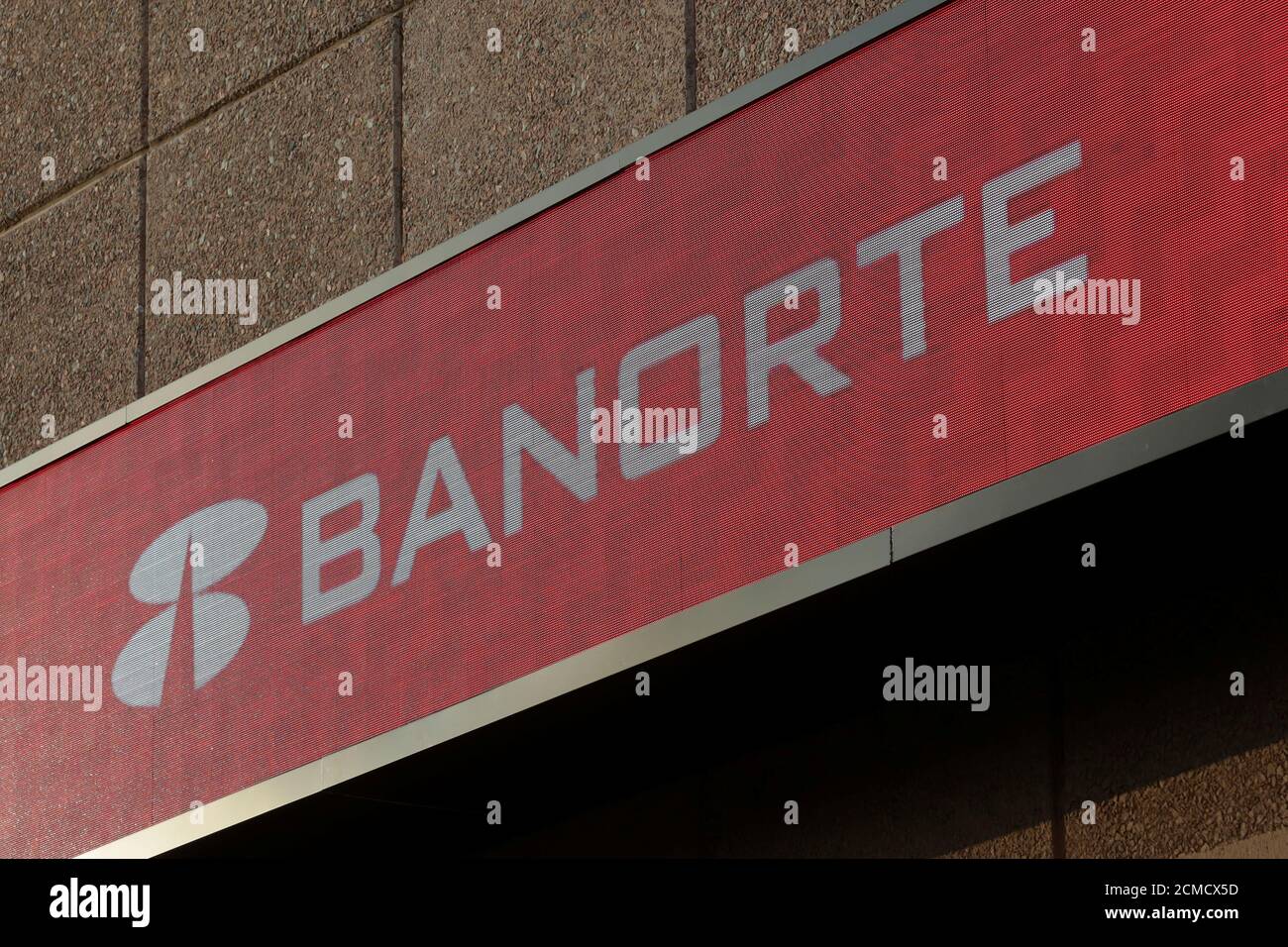 Bank of mexico sign hi-res stock photography and images - Alamy