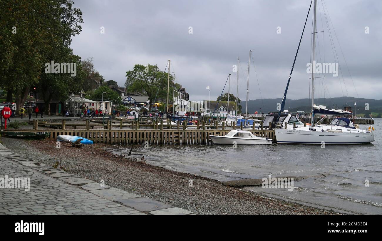 Waterhead Lake Windermere jettys Stock Photo - Alamy