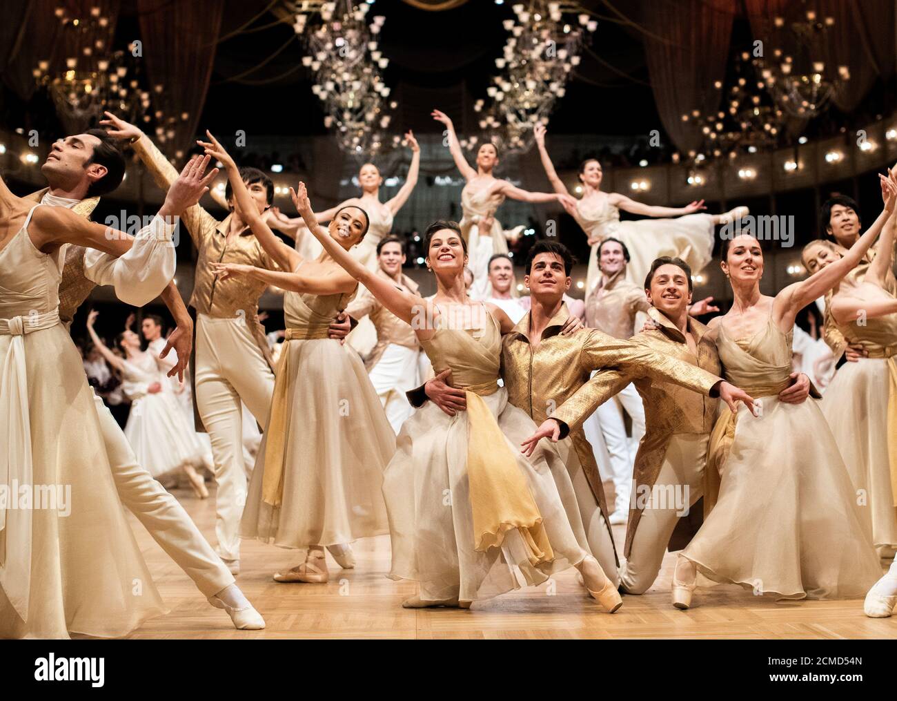 Vienna ballet arts hi-res stock photography and images - Alamy