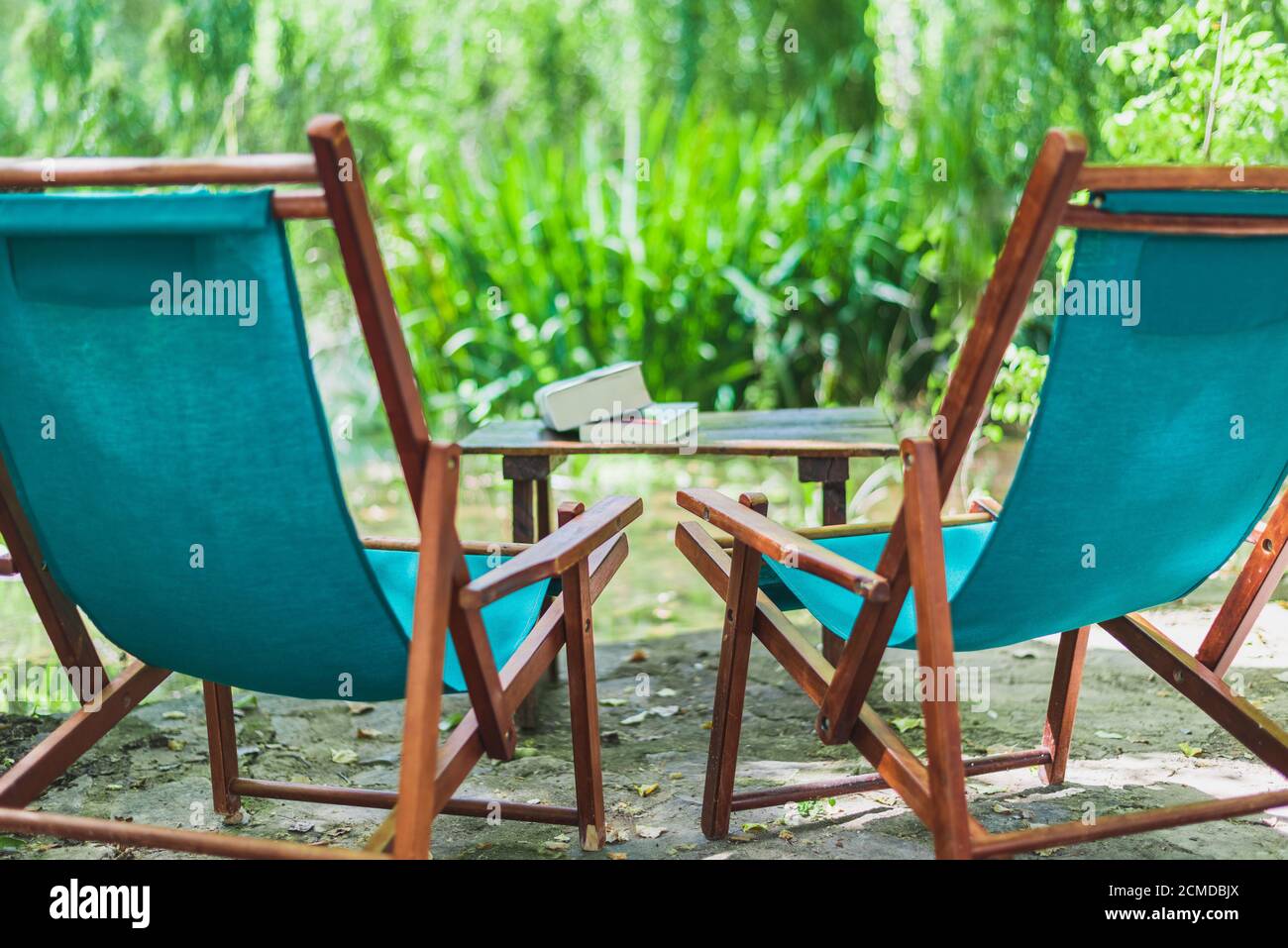 Side view of a wooden garden chair hi-res stock photography and images ...
