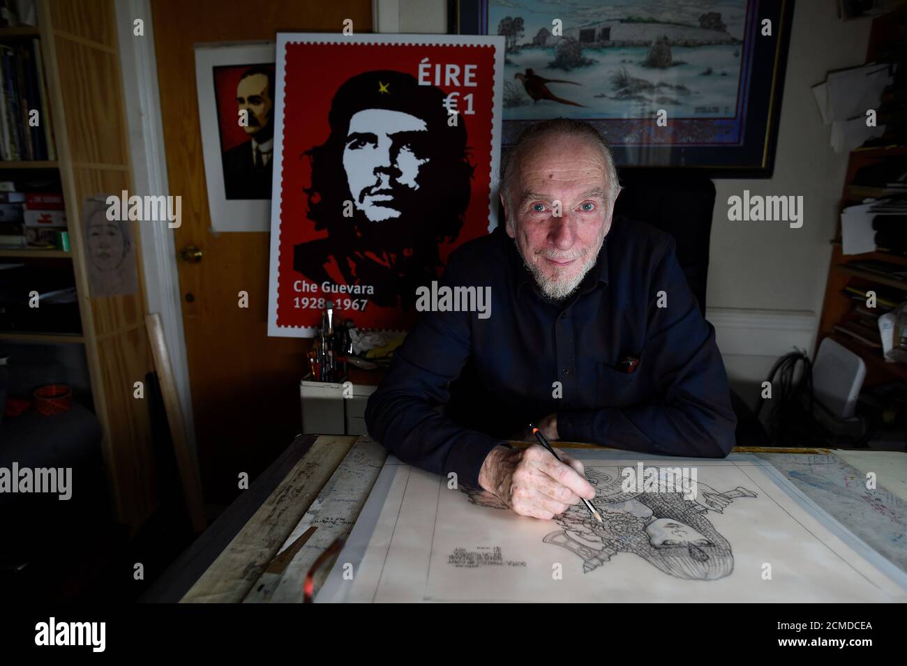 Jim fitzpatrick artist che guevara hi-res stock photography and images ...