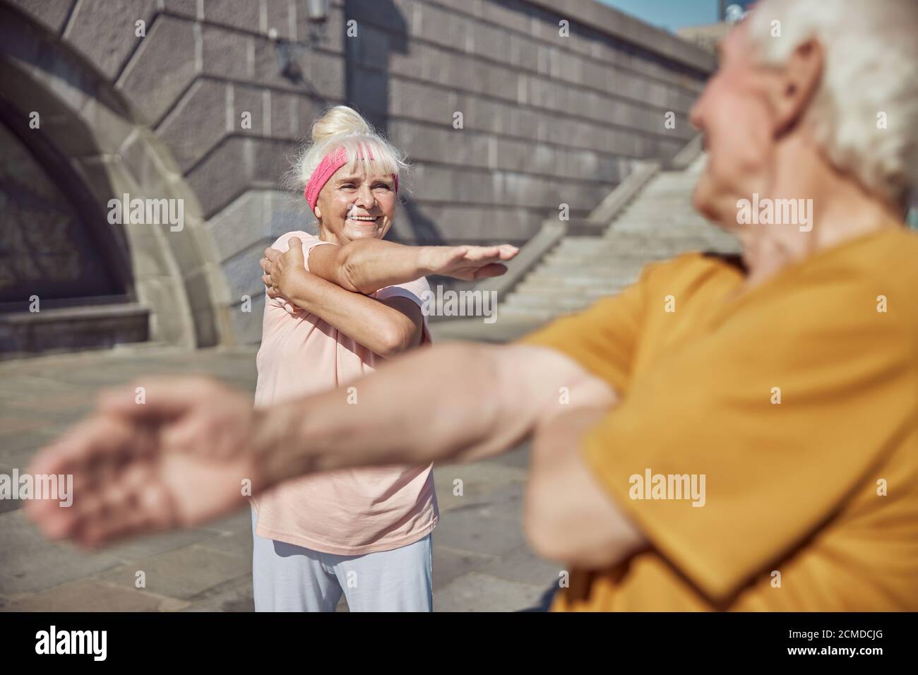 Cross body hi-res stock photography and images - Alamy