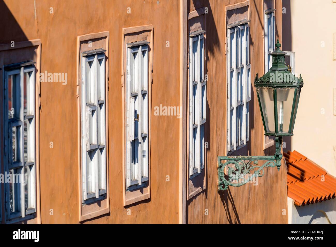 White windows hi-res stock photography and images - Alamy