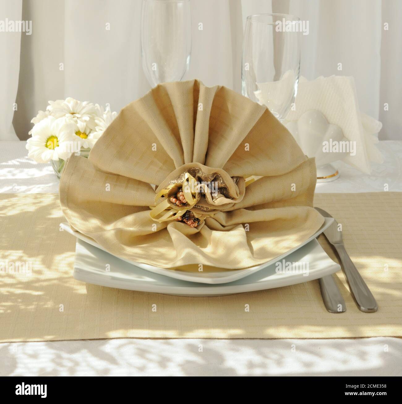 Napkin reflections hi-res stock photography and images - Alamy