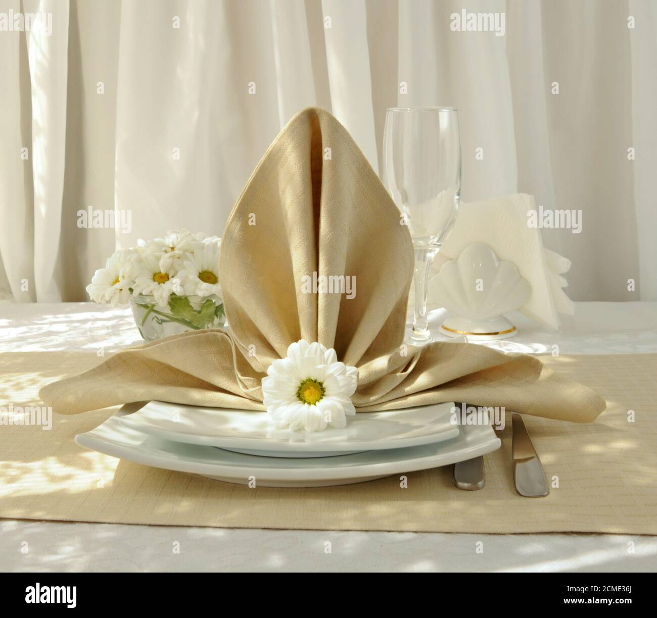 Napkin reflections hi-res stock photography and images - Alamy