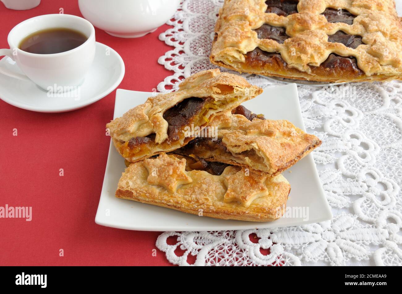 Strudel of apples and jam Stock Photo - Alamy