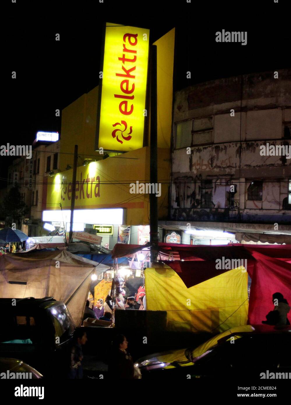 Grupo elektra hi-res stock photography and images - Alamy