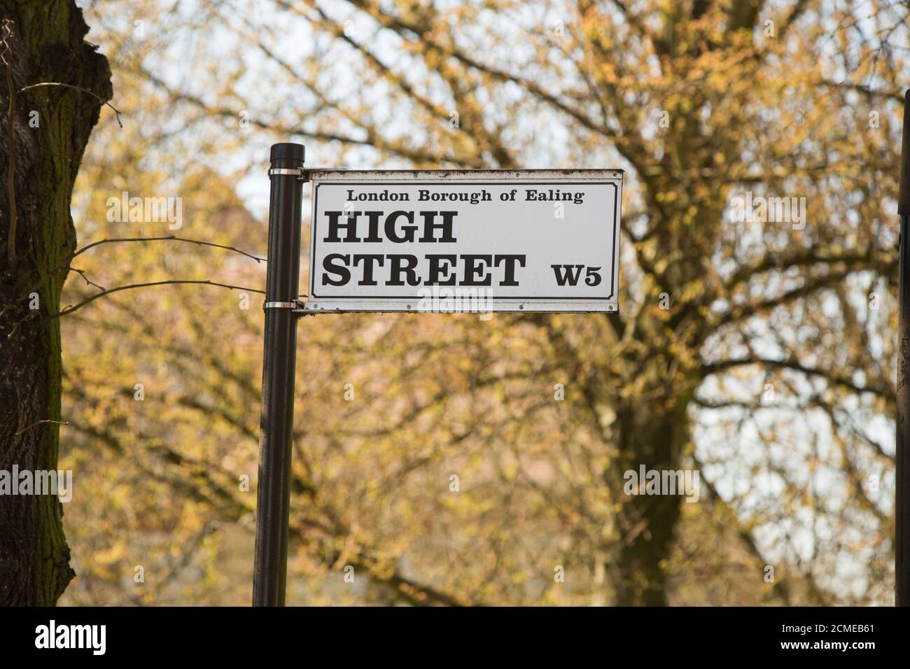 Ealing high street hi-res stock photography and images - Alamy