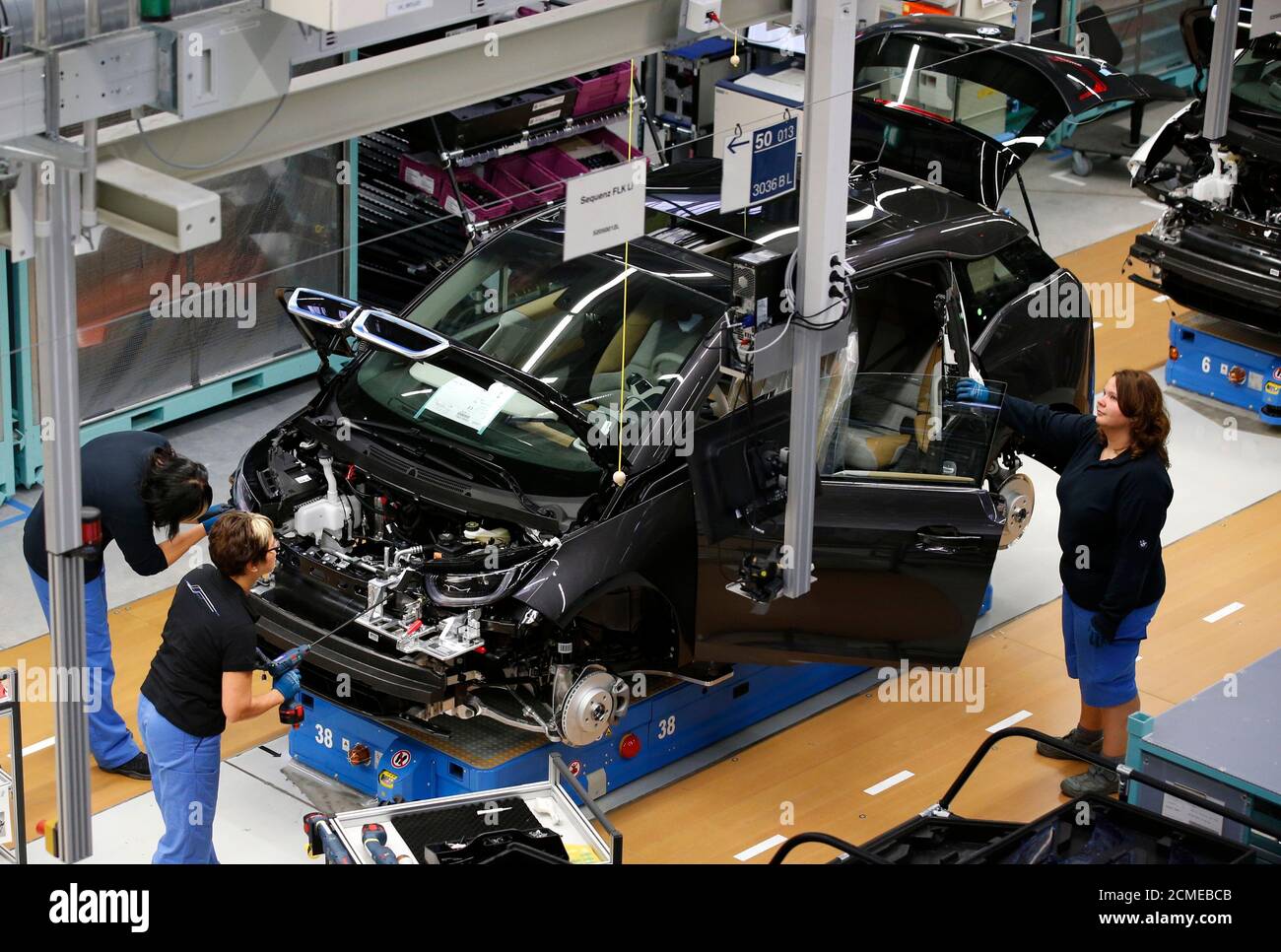 Assemble Car Parts High Resolution Stock Photography and Images - Alamy