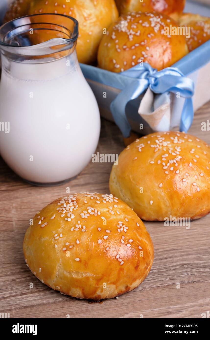 Buns with sesame seeds Stock Photo - Alamy