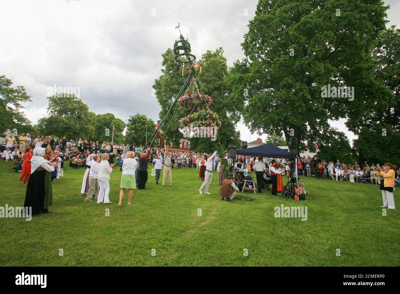 Maypole dancing around trees hi-res stock photography and images - Alamy