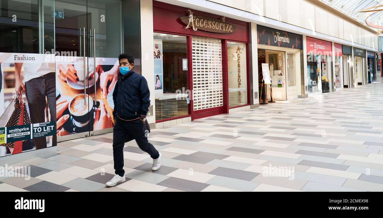 Camberley town centre hi-res stock photography and images - Alamy