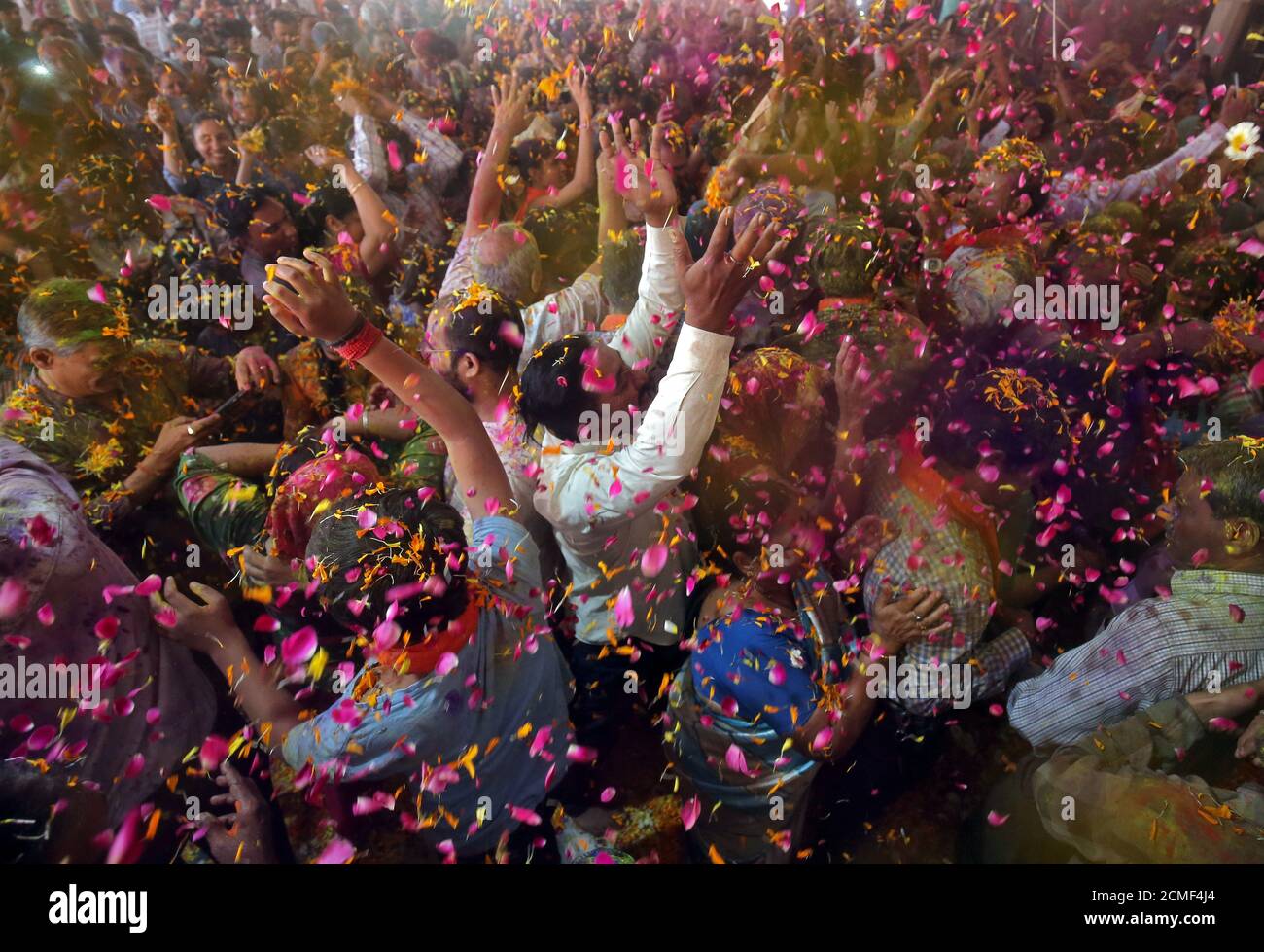 Hindu devotees dance hi-res stock photography and images - Alamy