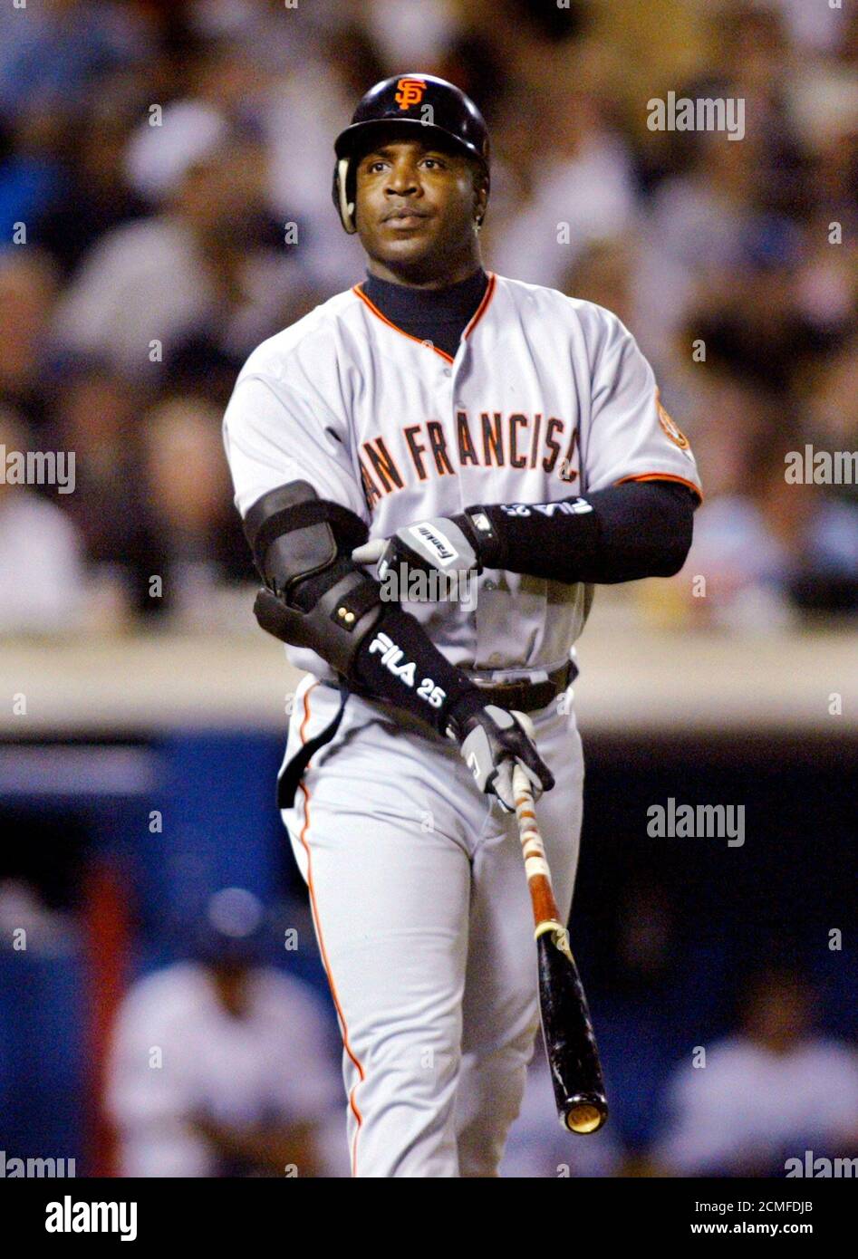 Hideo nomo 2001 hi-res stock photography and images - Alamy