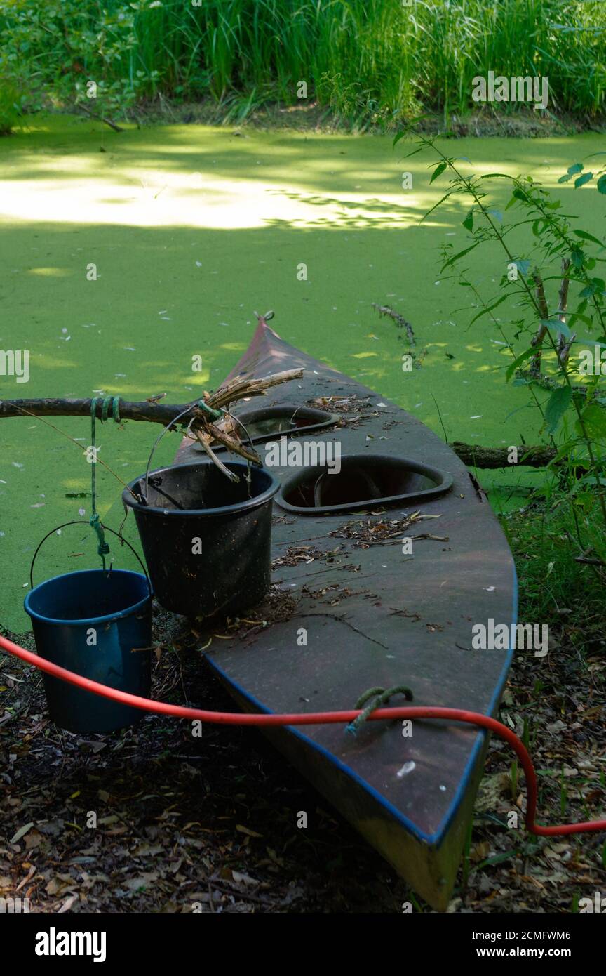 Old canoe hi-res stock photography and images - Alamy