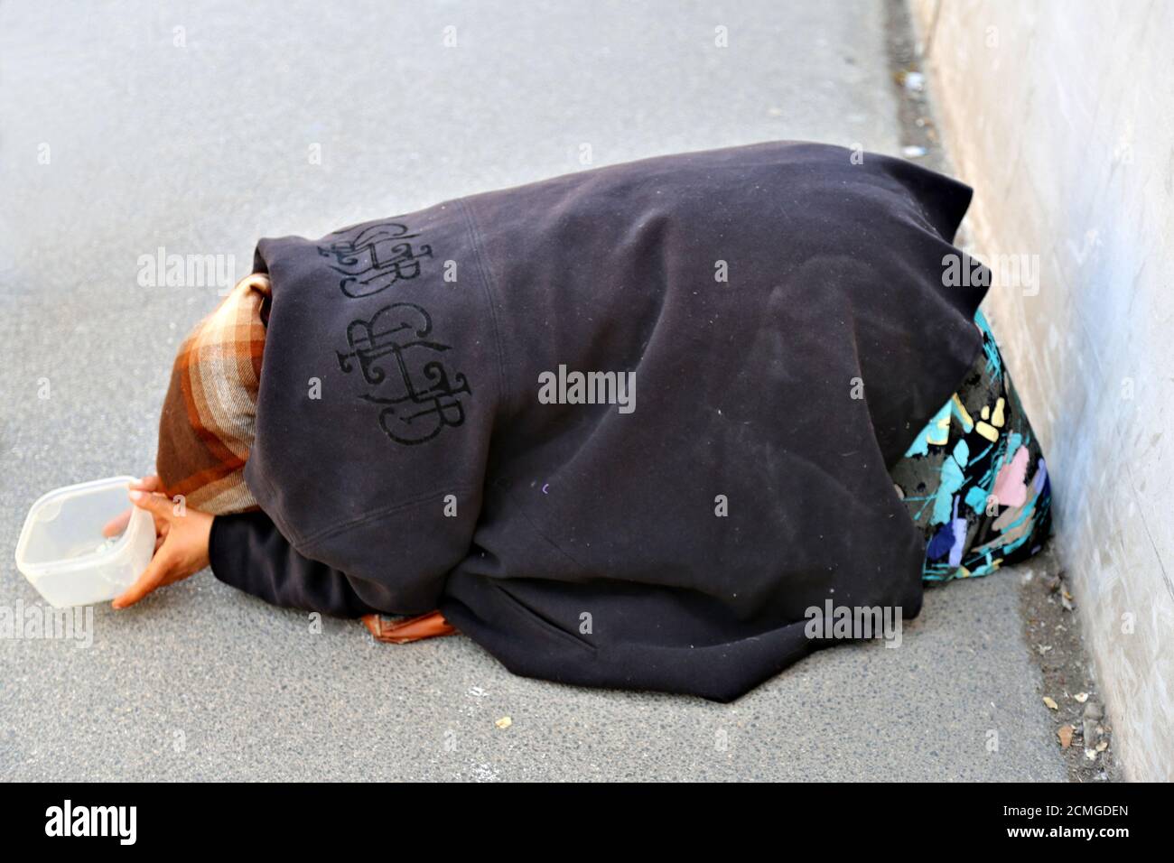 The old beggar woman Stock Photo - Alamy