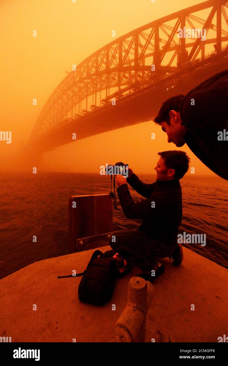 Dust storms australia hi-res stock photography and images - Alamy