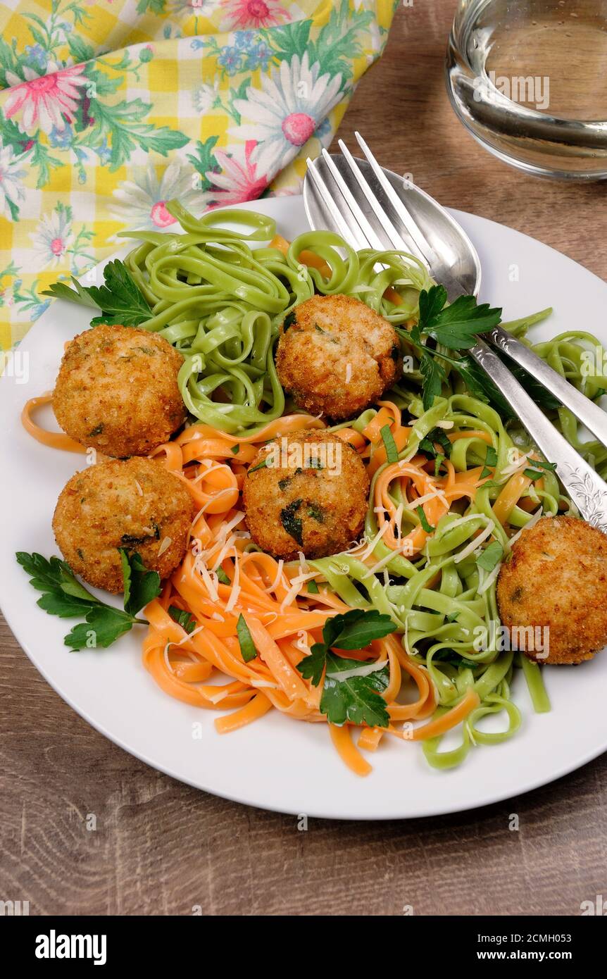 Spaghetti with cheese and meatballs Stock Photo - Alamy
