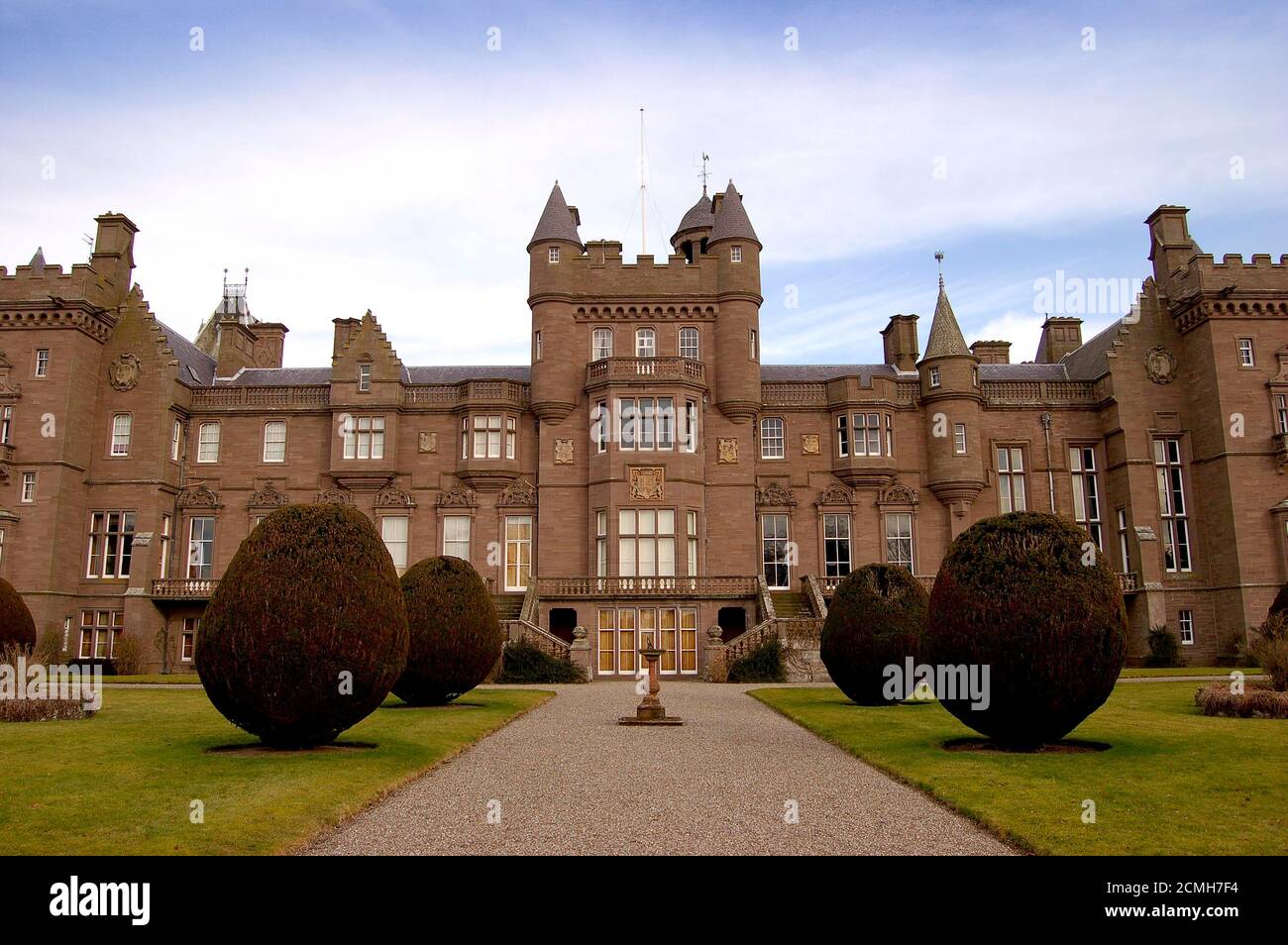 Kinnaird castle hi-res stock photography and images - Alamy