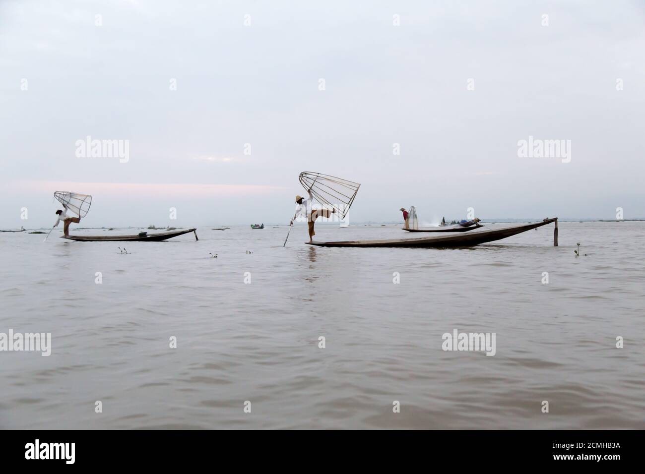 Conical cone net hi-res stock photography and images - Alamy