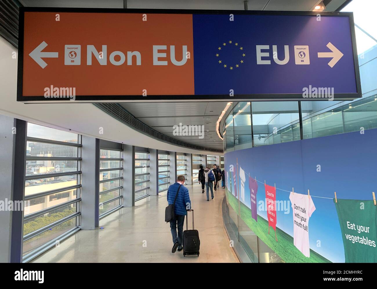 Non eu passports hi-res stock photography and images - Alamy