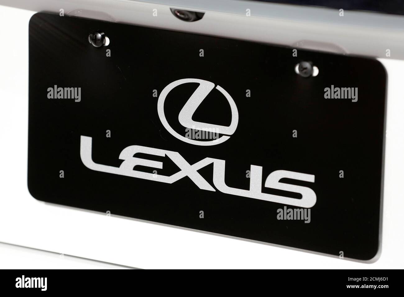 Lexus Logo High Resolution Stock Photography and Images - Alamy