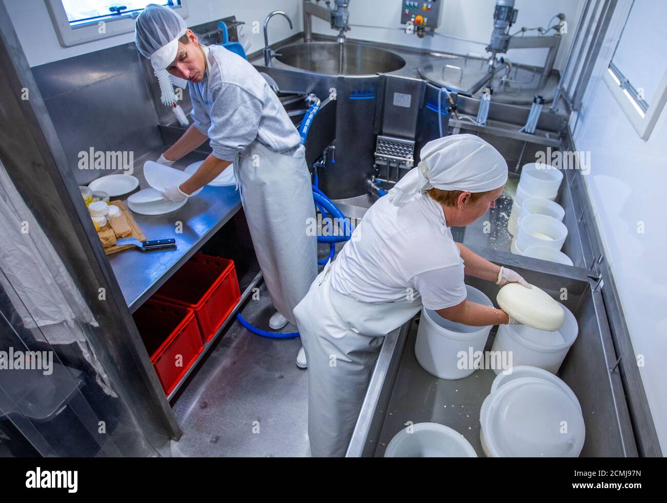 17 September 2020, Mecklenburg-Western Pomerania, Alt Sührkow: Anja ...