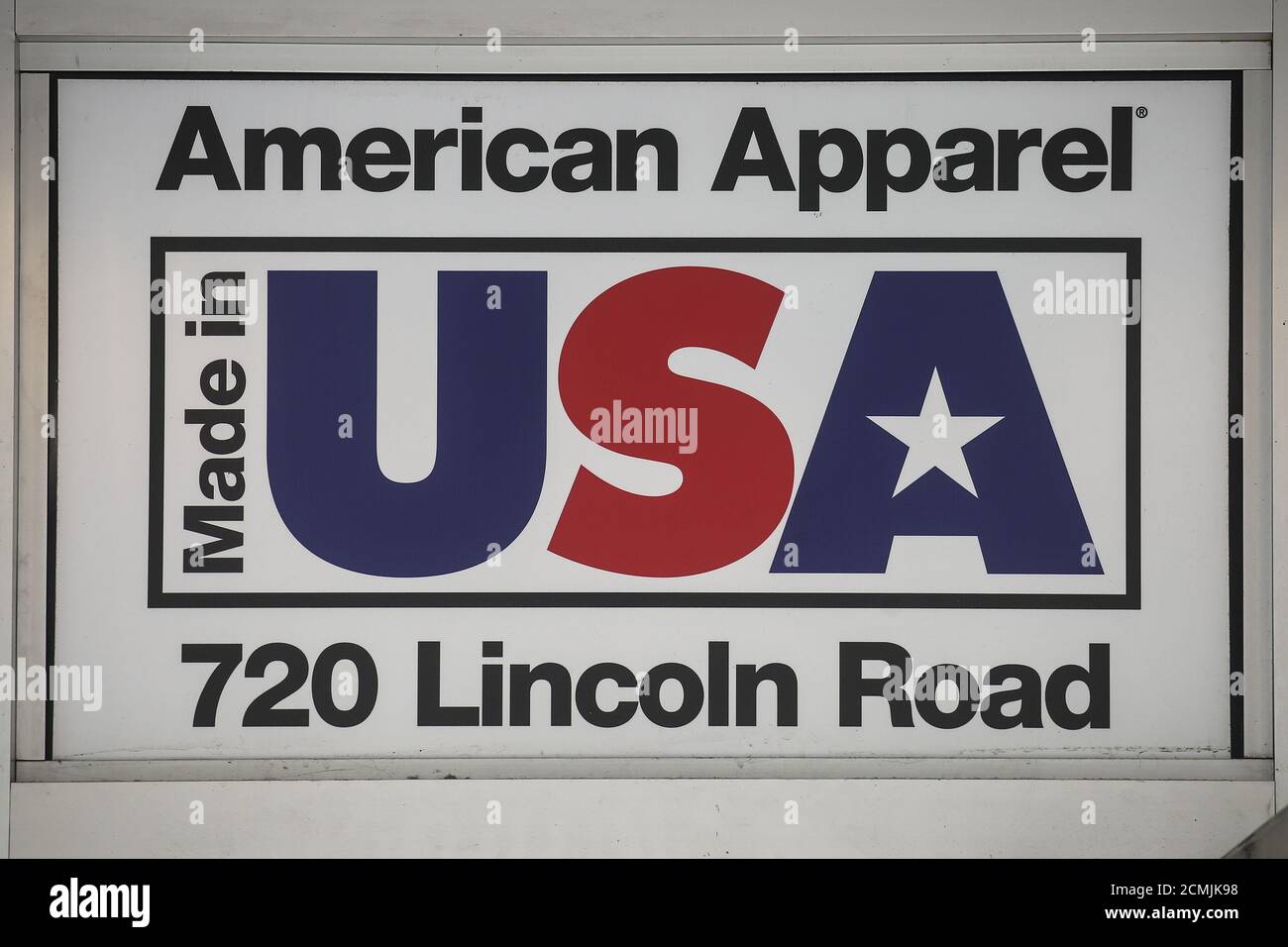American apparel logo hi-res stock photography and images - Alamy