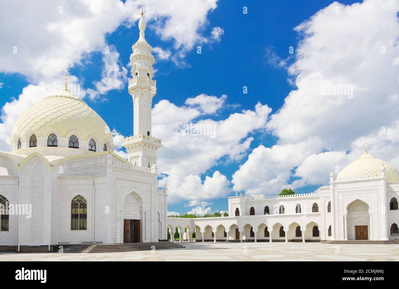 White mosque at summer day Stock Photo - Alamy